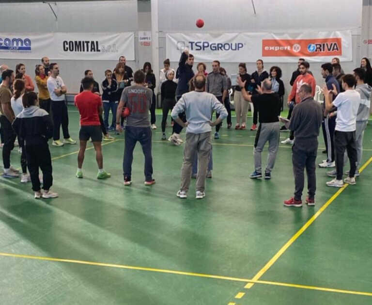 Molteno. Corso di formazione IAP: la pallamano "cattura" oltre ...