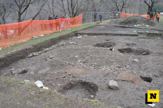 Rocca dell'Innominato: trovata una statua-stele dell'età del Rame