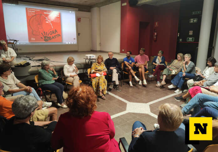 Merate, violenza sulle donne: un flash mob al maschile per dire Ora Basta - Lecco Notizie